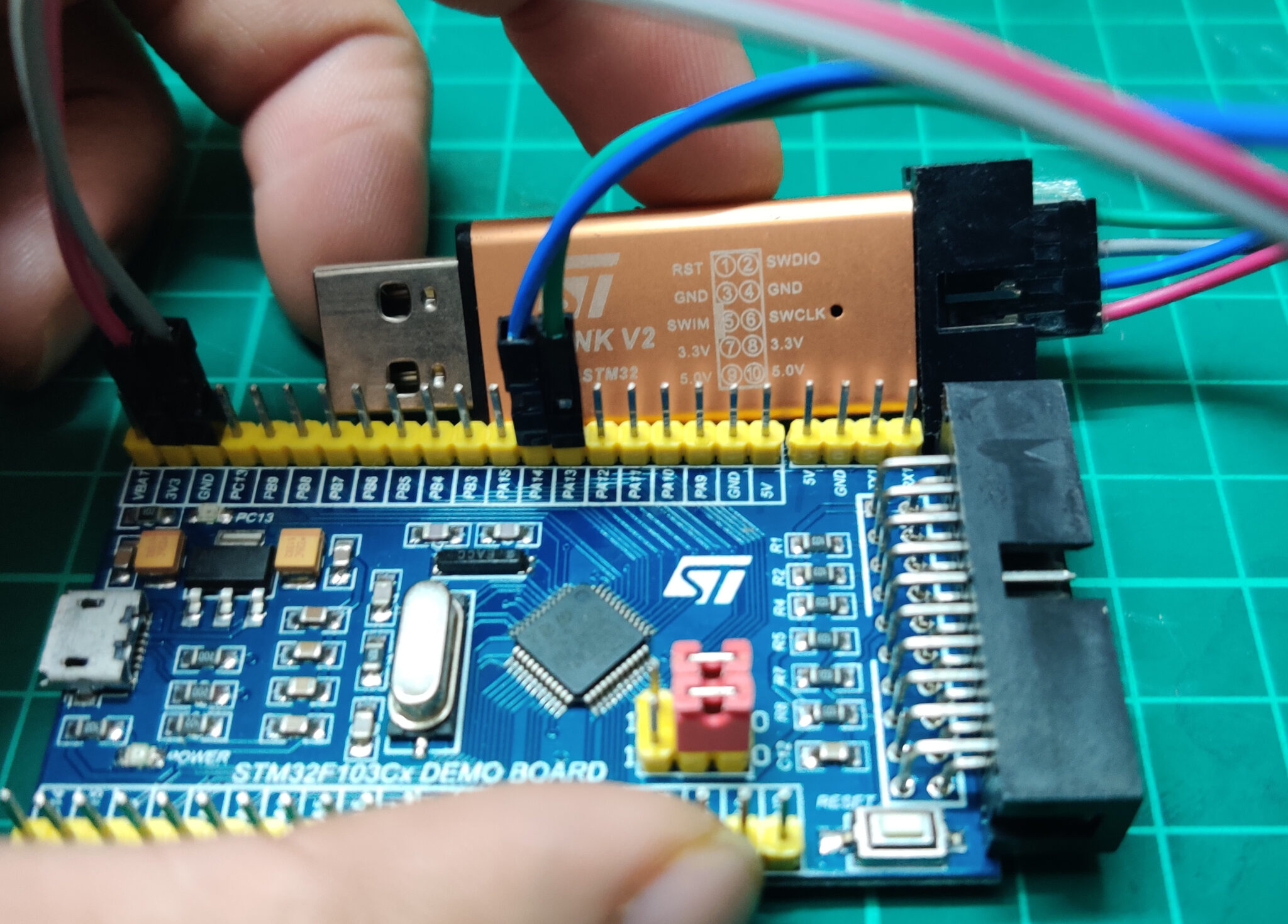 How to Connect Stm32 board to ST-Link easier | This and That